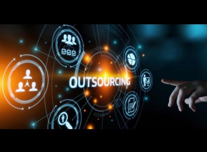 Risks of outsourcing. What is outsourcing? | by Soven Outsourcer | Medium
