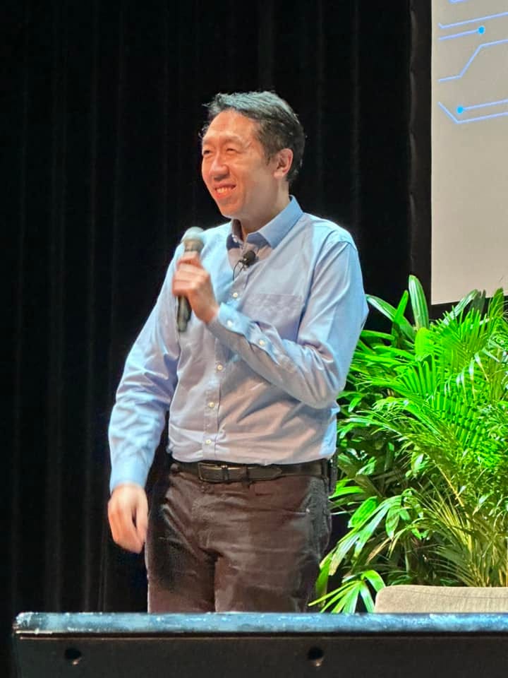 AI 下半場，人類沒戲了嗎？ - 劉哲涵博士 Dr. Lau Cher Han - Medium