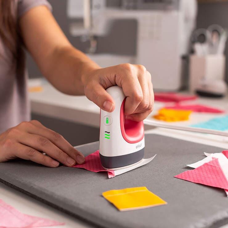 Step-By-Step Cricut Mini Instructions to Use Efficiently | by ...