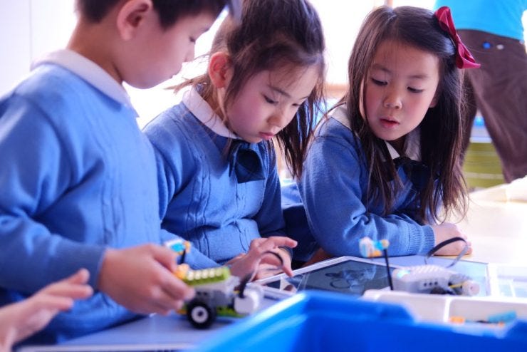 1.How Technology Is Transforming Japanese Education — thewebinest.com ...