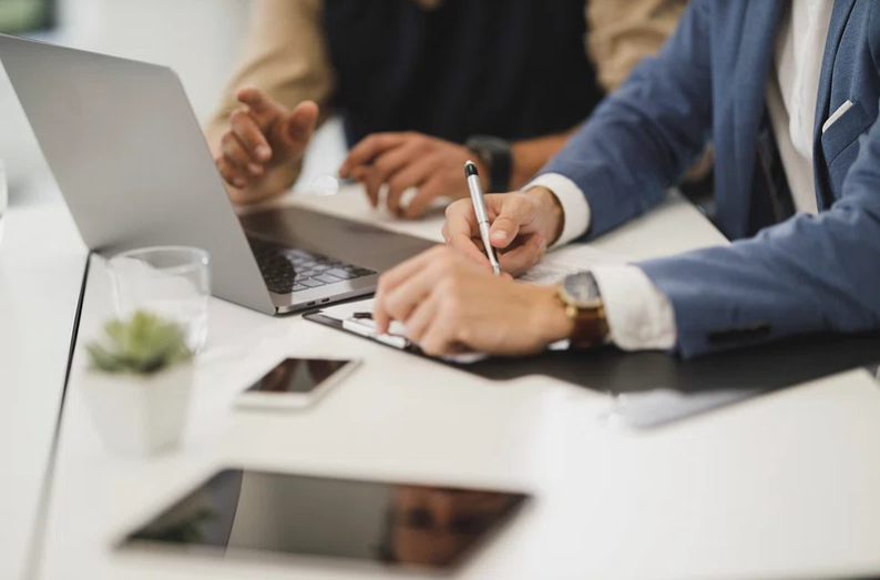 Revolutionize Your Workday: Finding the Right Balance in Meetings | by ...