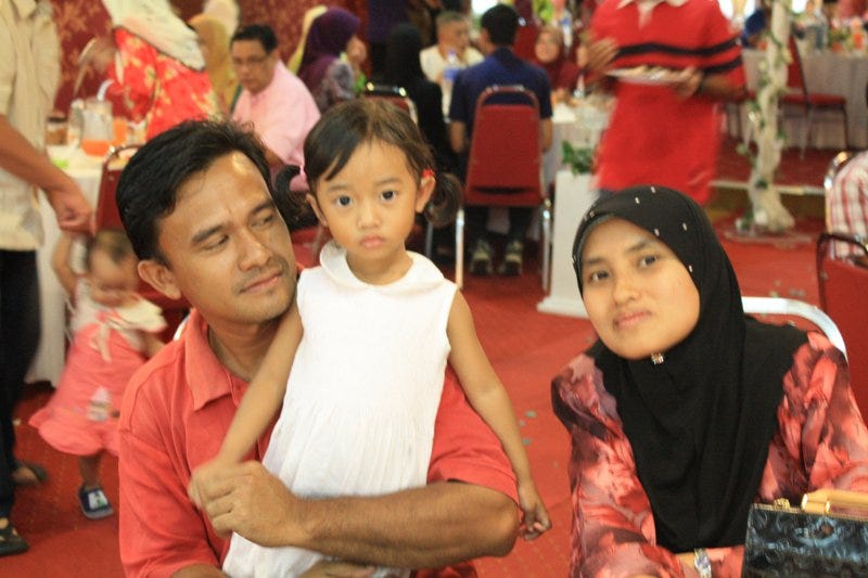 ummi abah - nisa - Medium