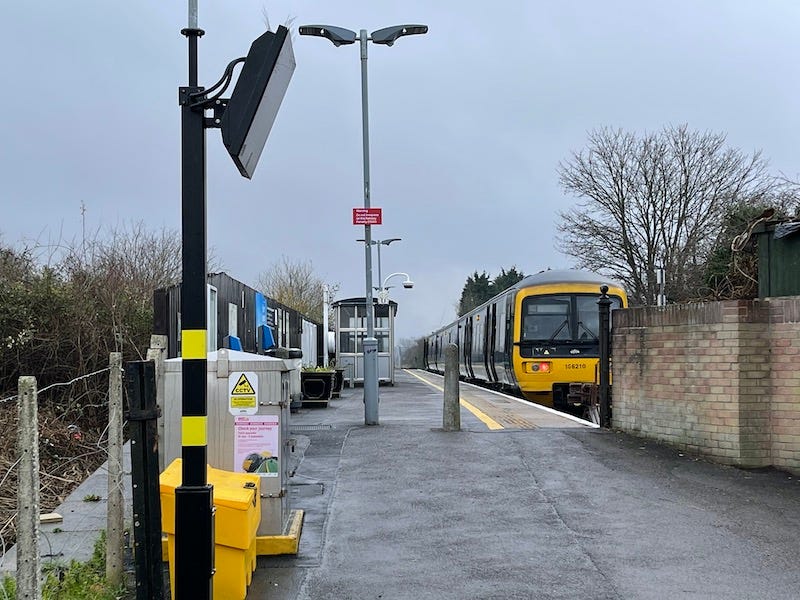 Payment Chaos On British Trains. British Transport would be well served ...