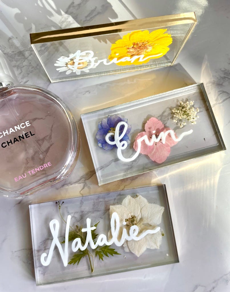 Cute DIY Floral Acrylic Name Plates for Micro Backyard Wedding — Super ...