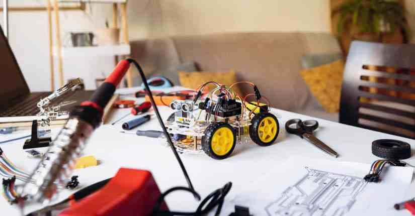 Teaching Coding and Robotics Intermediate Phase | by Niall McNulty | Medium