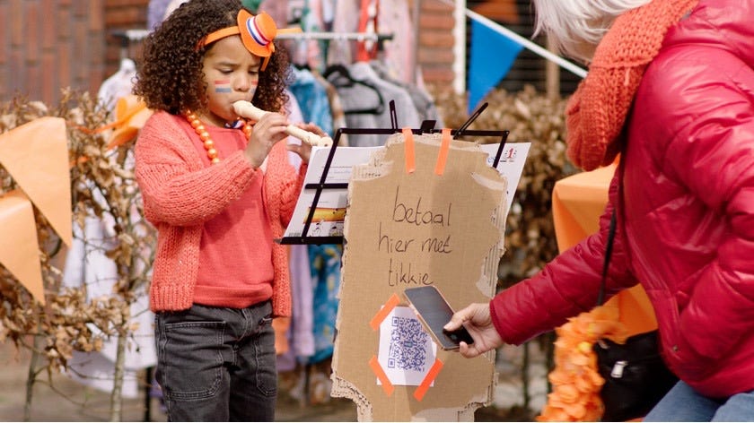 Use the Tikkie QR code to sell your goodies on King’s Day | by ABN AMRO ...