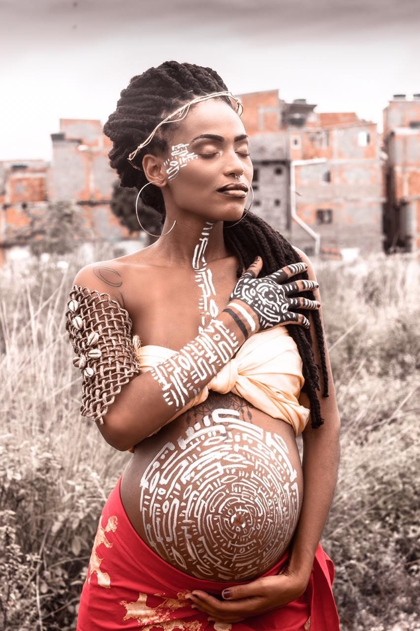 Ancestralidades e a busca por uma identidade negra plural nos trabalhos da artista visual ...