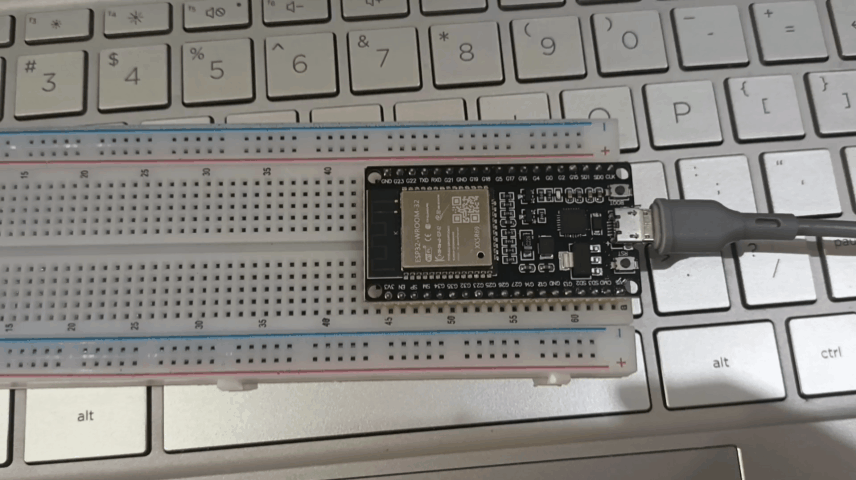 #ESP32Project 2: Blink. Halo semuanya! Di proyek kedua ESP32… | by Srilaksmiip | Medium