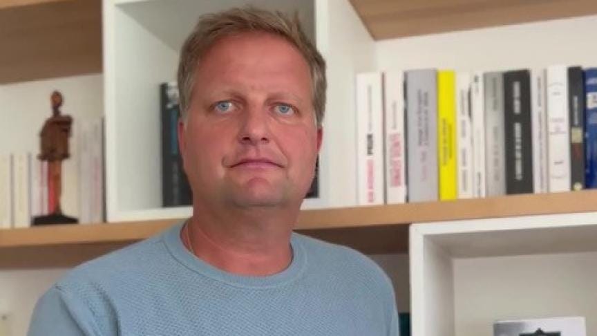 Le nouveau Michel H. par Bertrand Misonne | by Laura Sibony | Medium