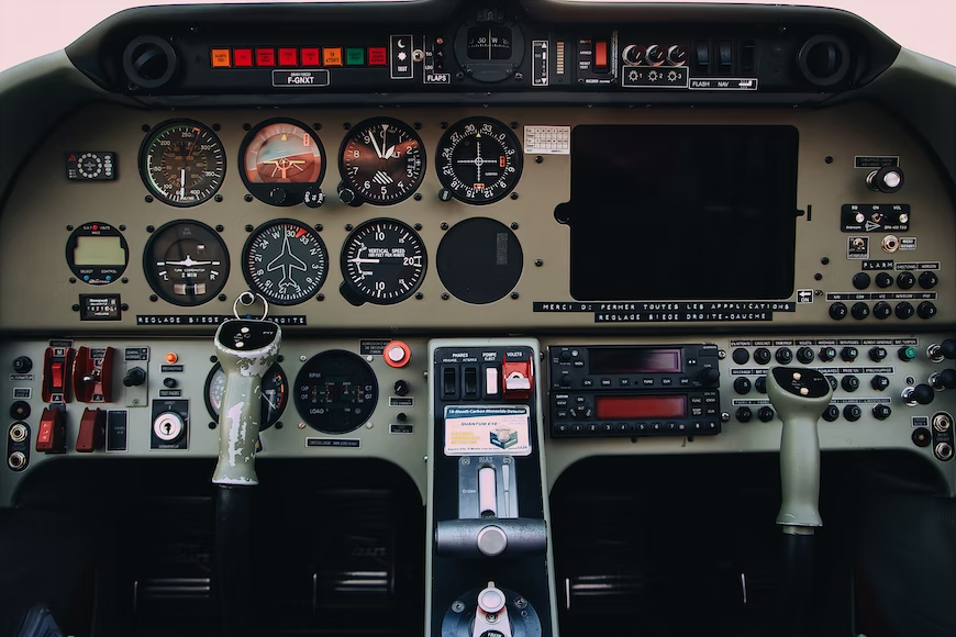Command Pattern Decoupling The Request For An Action From The Object 