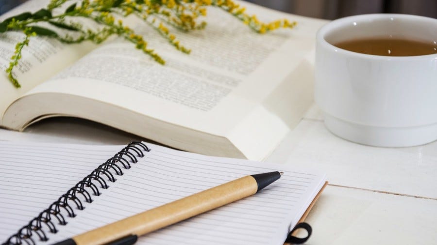 11 Rules for Writing Good Poetry. | by KhyaaL | Medium