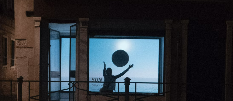 The Art of Immersion: Painting a New Canvas in Museums | by Eve Le ...