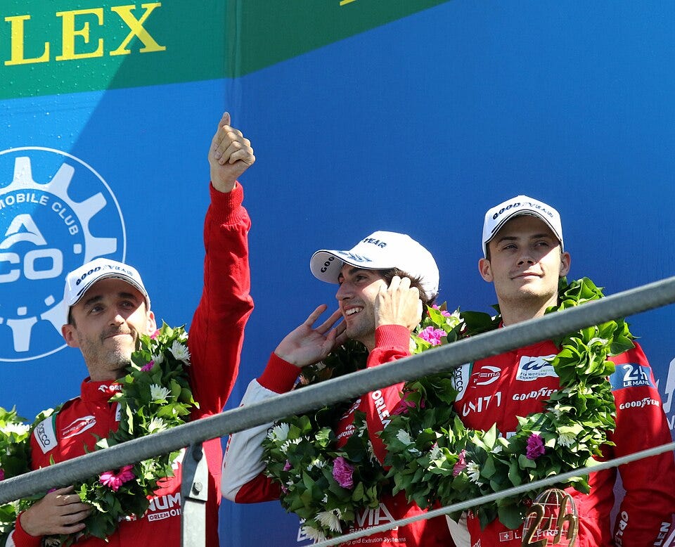 Single-Handedly: The Miracle of Robert Kubica | by Eduardo Davis Cuevas ...