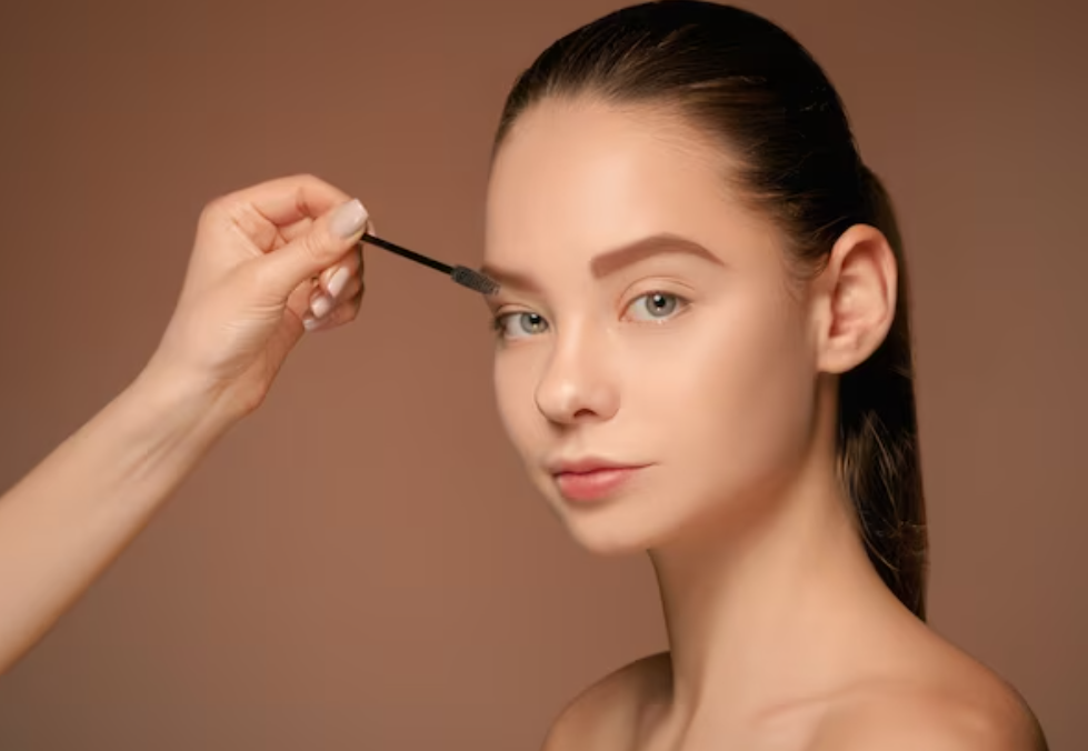 Step By Step Pink Eyeshadow Tutorial For Indian Beauties | by De'lanci ...