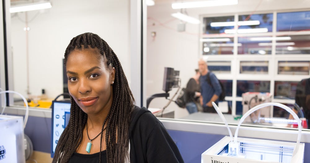 A Girls Who Code Club Facilitator shares how giving back boosted her ...