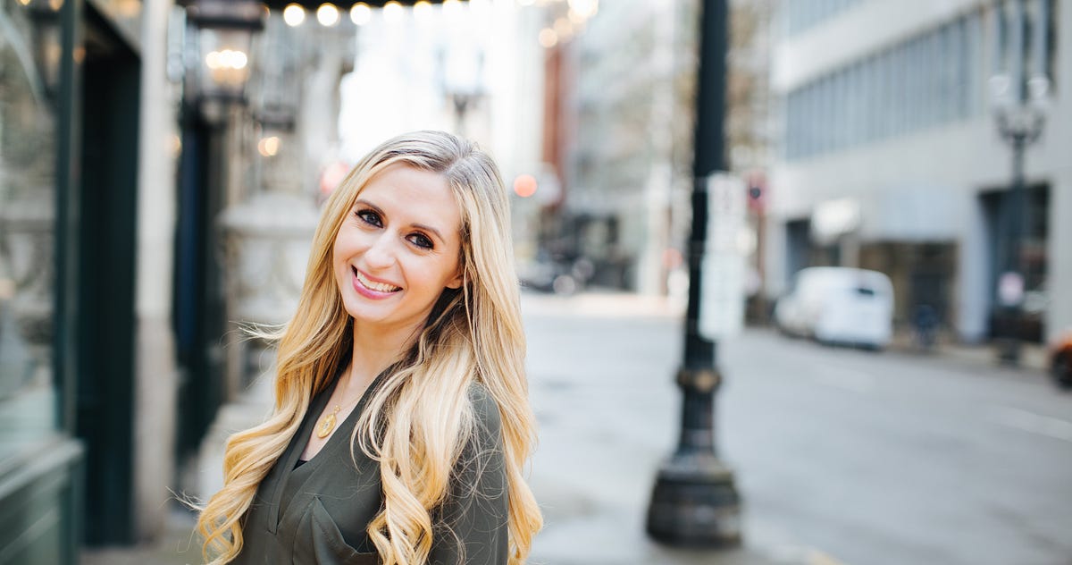 PR Pros: Lisa Hildebrandt Of A.wordsmith On The 5 Things You Need To ...