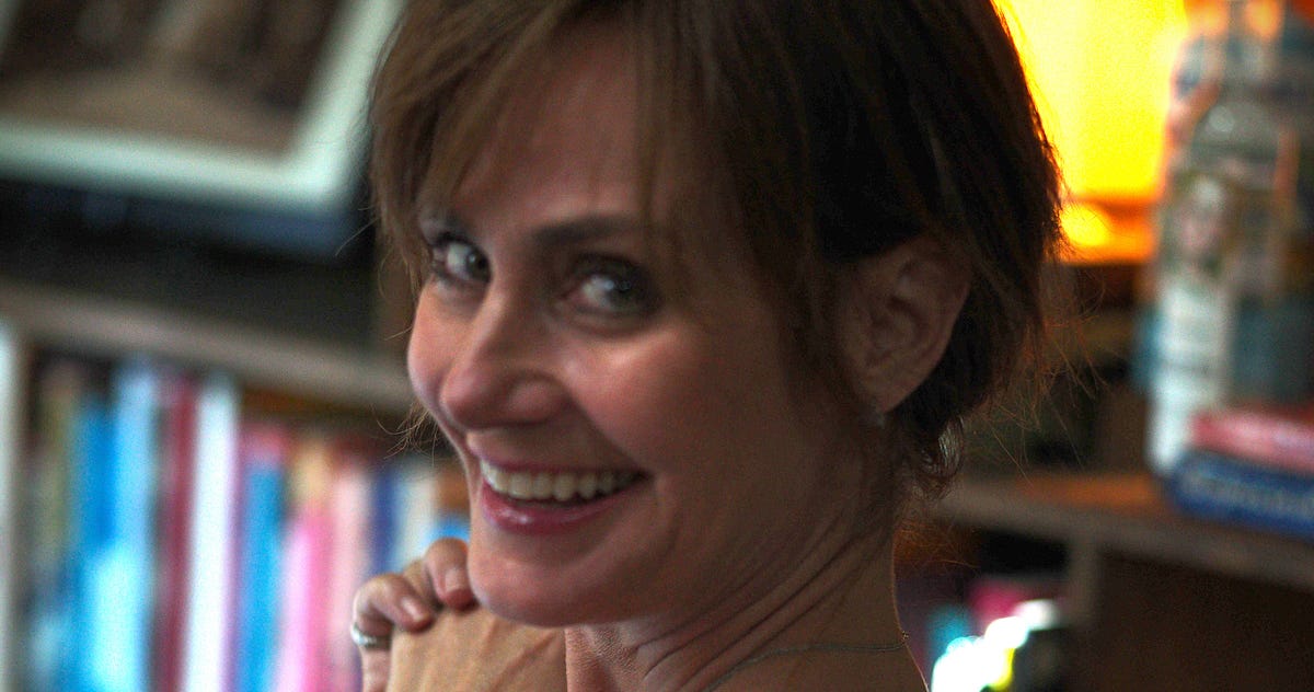 Diane Farr: A Suburban Adventure in Electronics | by Authority Magazine ...