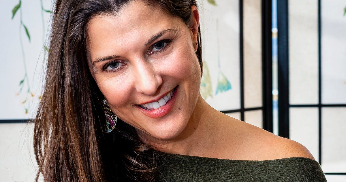 Kerry Wekelo of Actualize Consulting: “How To Develop Mindfulness And ...