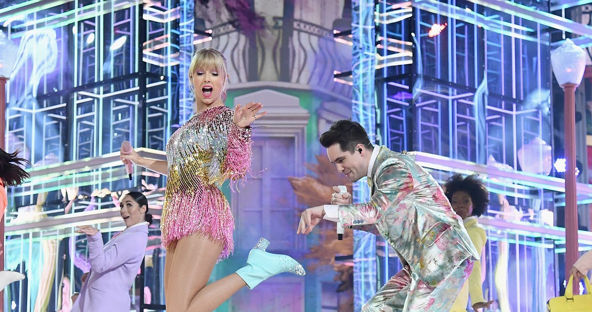 Why Angry Taylor Swift Fans Lash Out Online | by Angela Lashbrook | OneZero