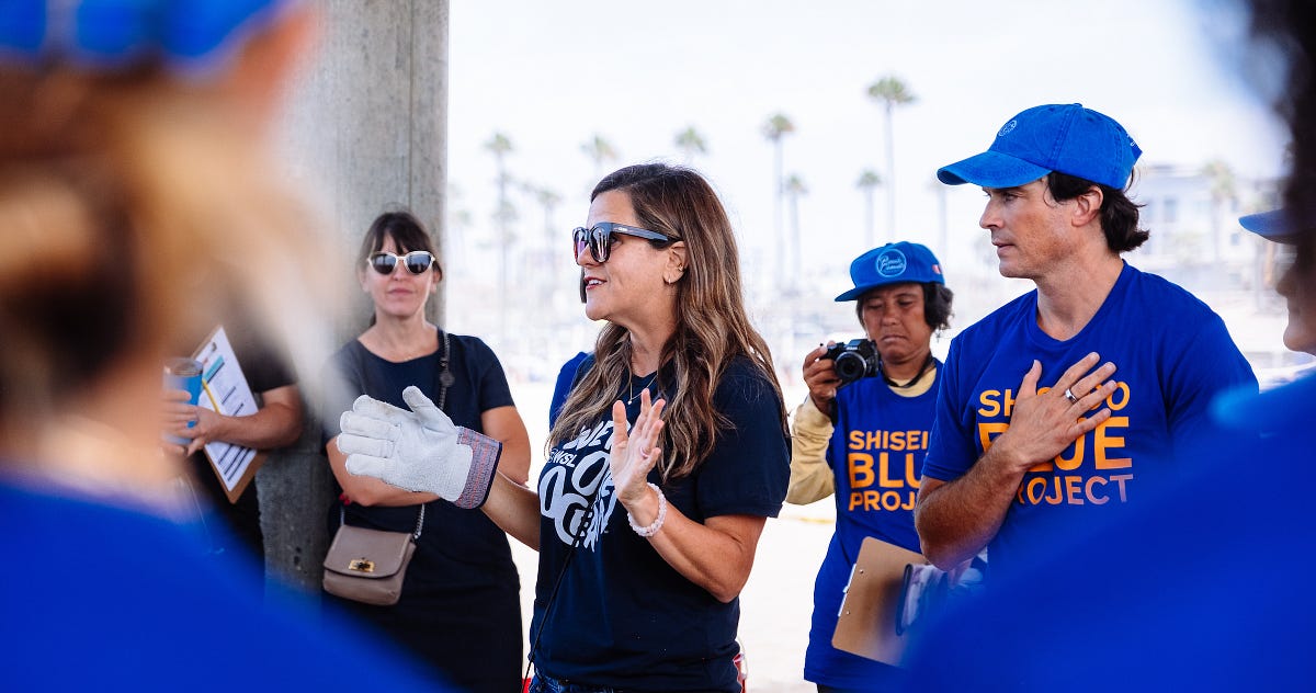 How Emily Hofer Of World Surf League Is Helping to Promote ...