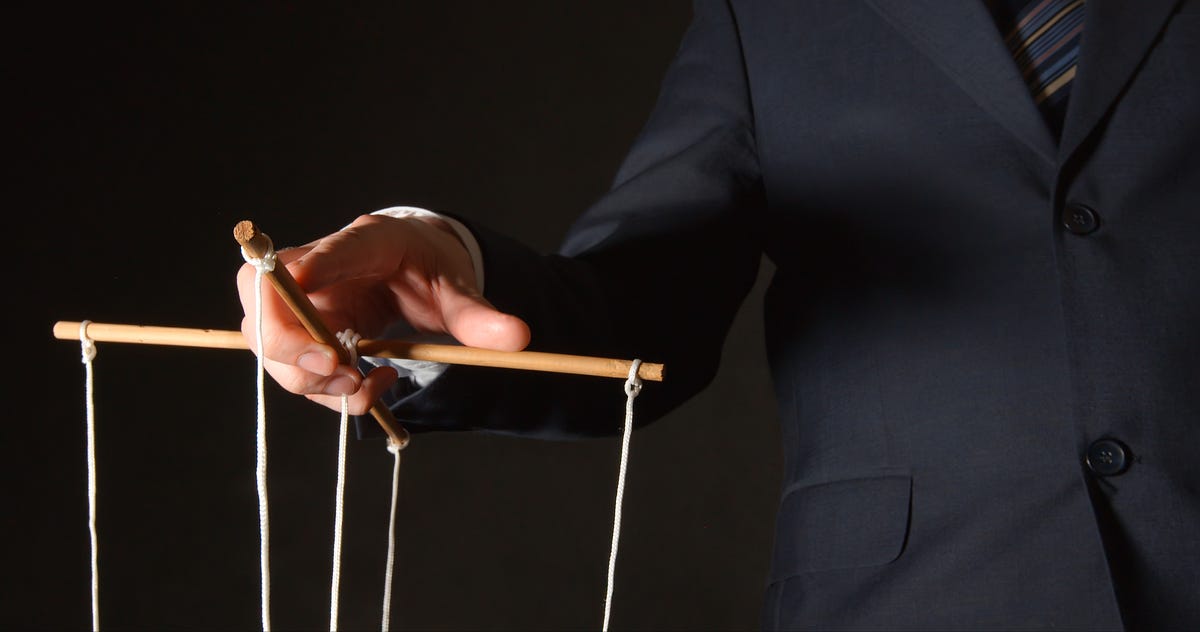 9 Common Tactics Of Manipulators