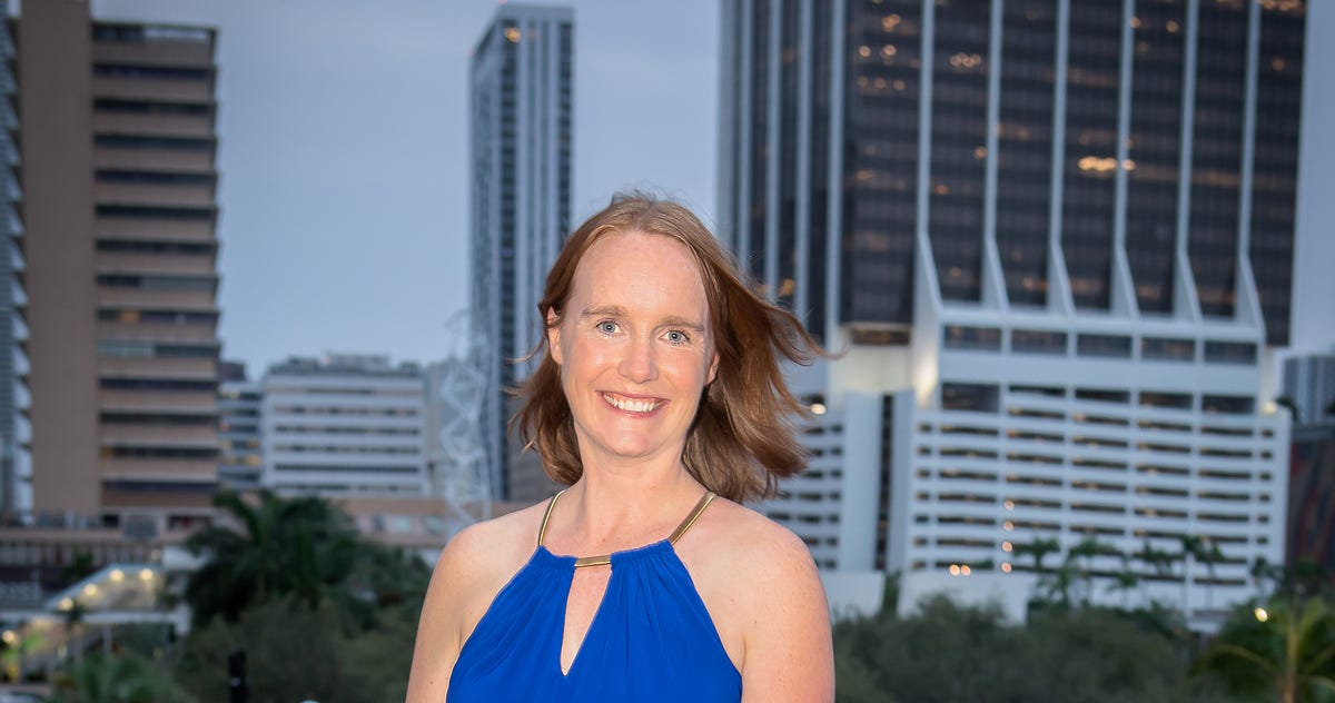 Angela Bradford Of World Financial Group On How Leaders Make Difficult ...