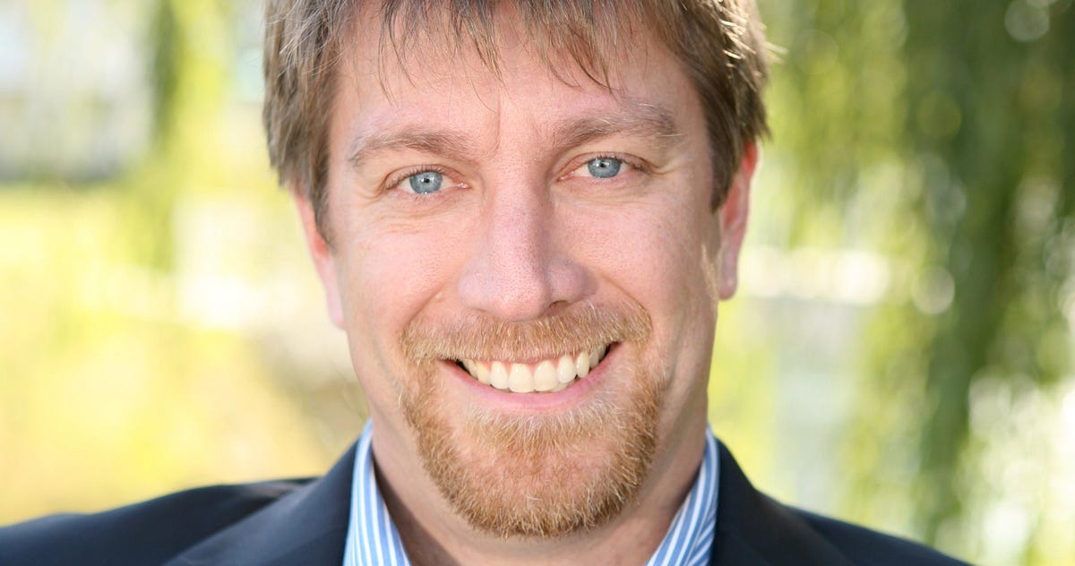 “5 Things You Should Do To Become a Thought Leader In Your Industry ...