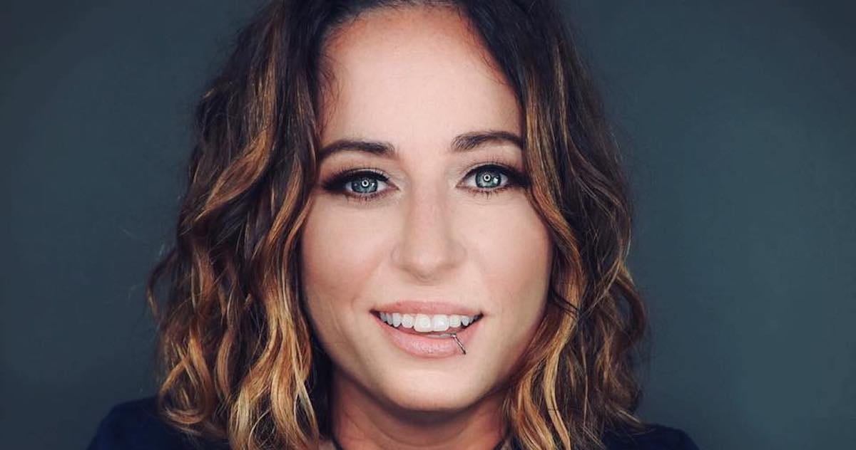 Rising Music Star Lindsey Hinkle On The Five Things You Need To Shine ...