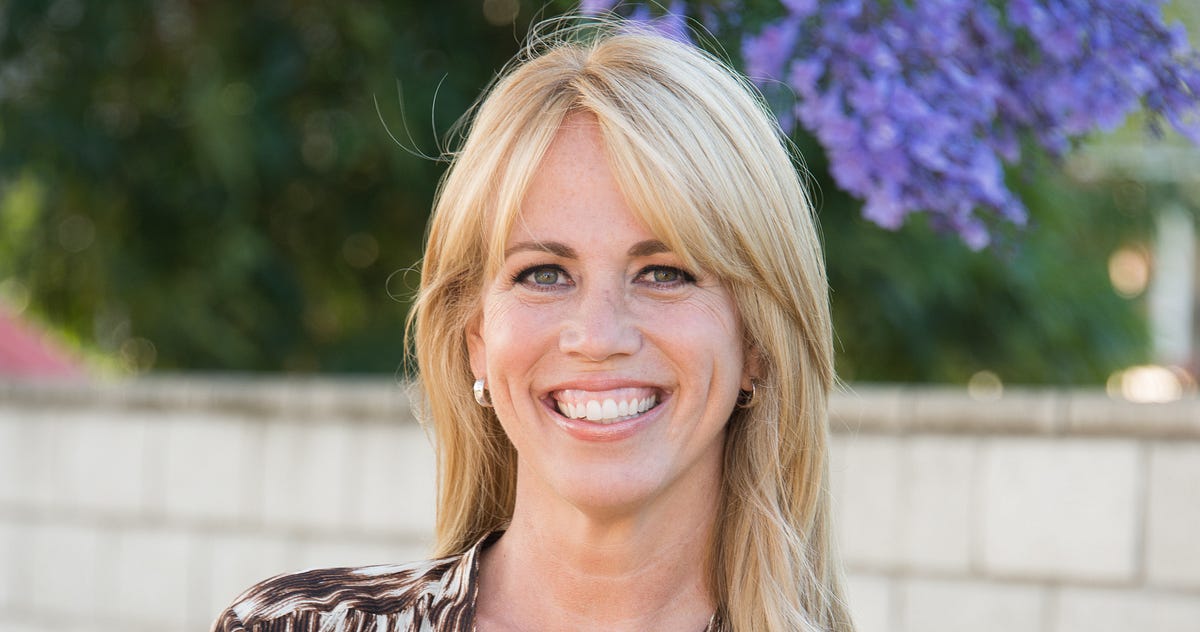 Pets and Mental Wellness: Dr Mary Gardner Of Lap of Love Veterinary ...
