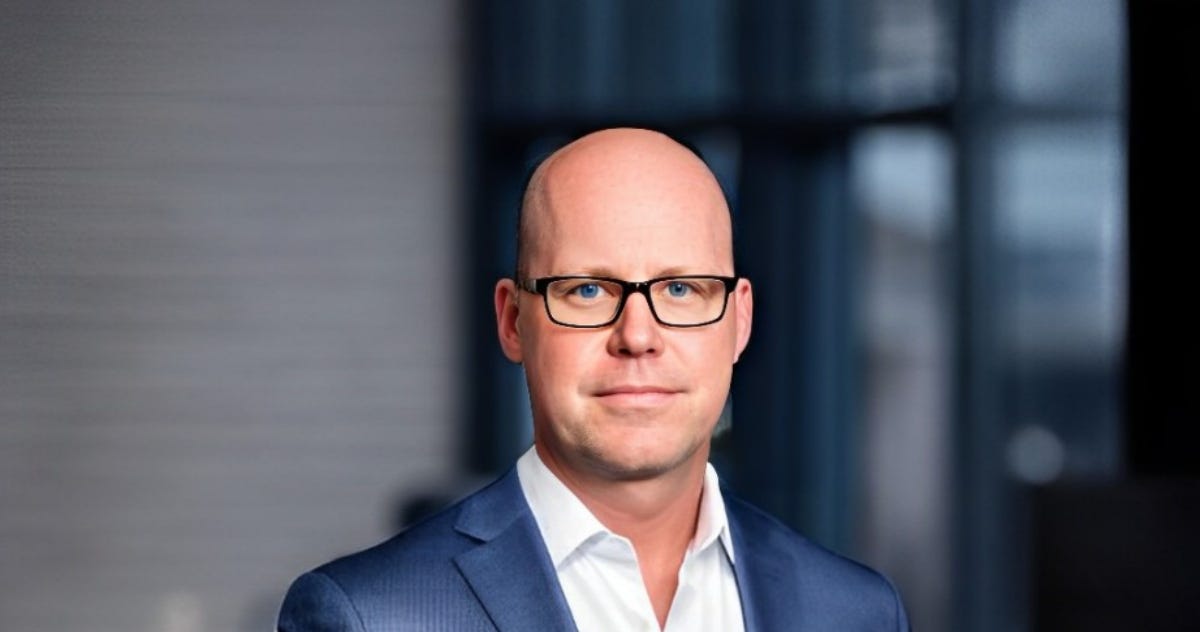 Brett Smiley of conCHAIRto: Five Things I Wish Someone Told Me When I ...