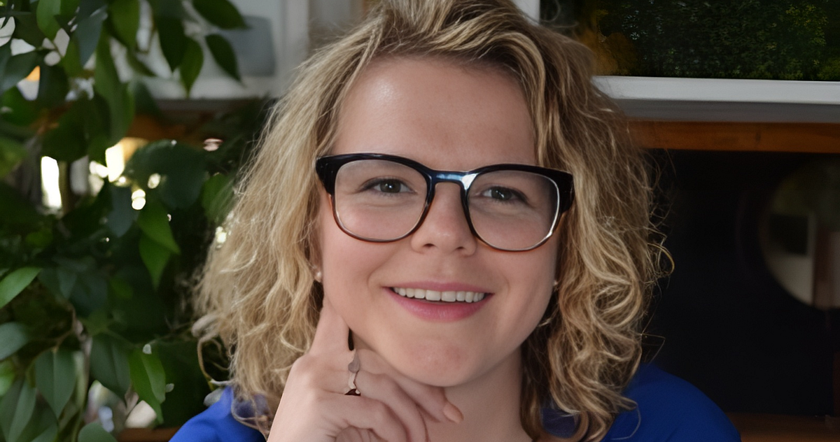 Mental Health Champions: Why & How Amy de Nobriga Of The Walking ...