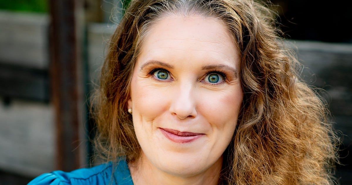 PR Pros: Amy George of By George Communications On The 5 Things You ...