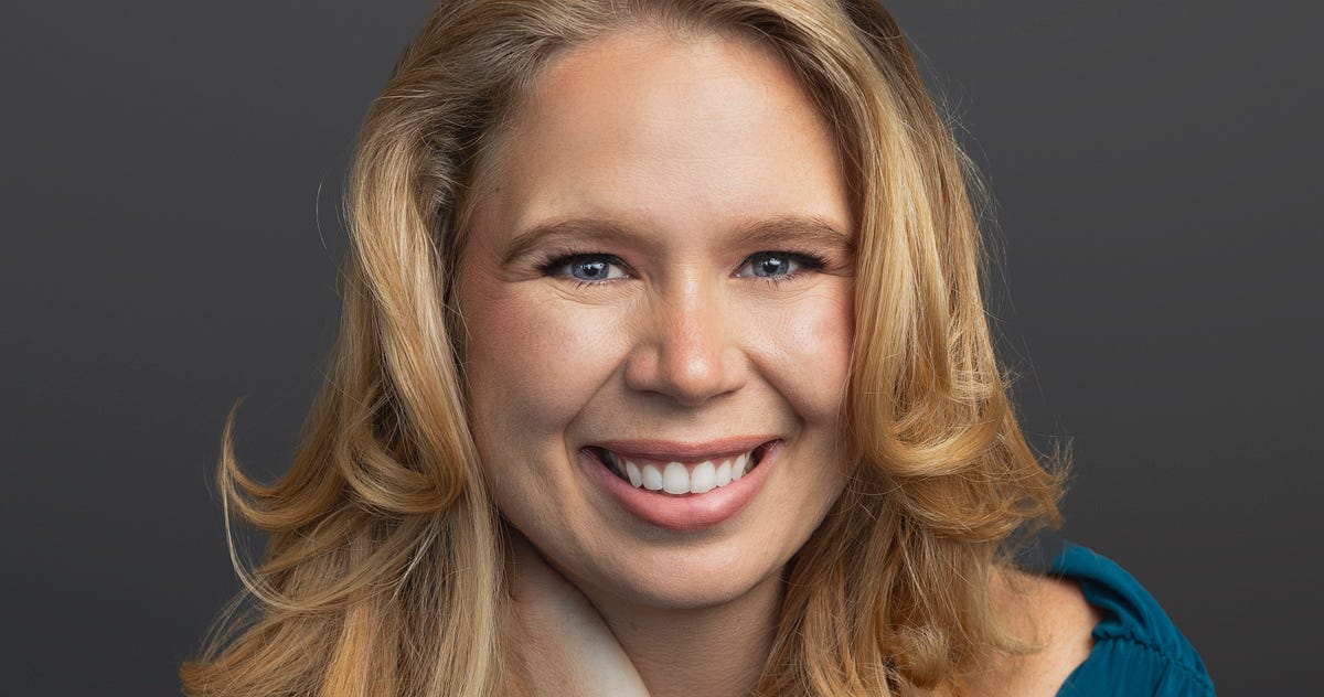 Sabine K Bergmann of Hidden Compass: 5 Things I Wish Someone Told Me ...
