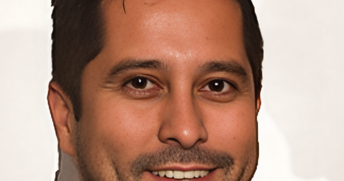 Juan G Guevara Of M&G Jewelers On 5 Things You Need To Know To Create A ...