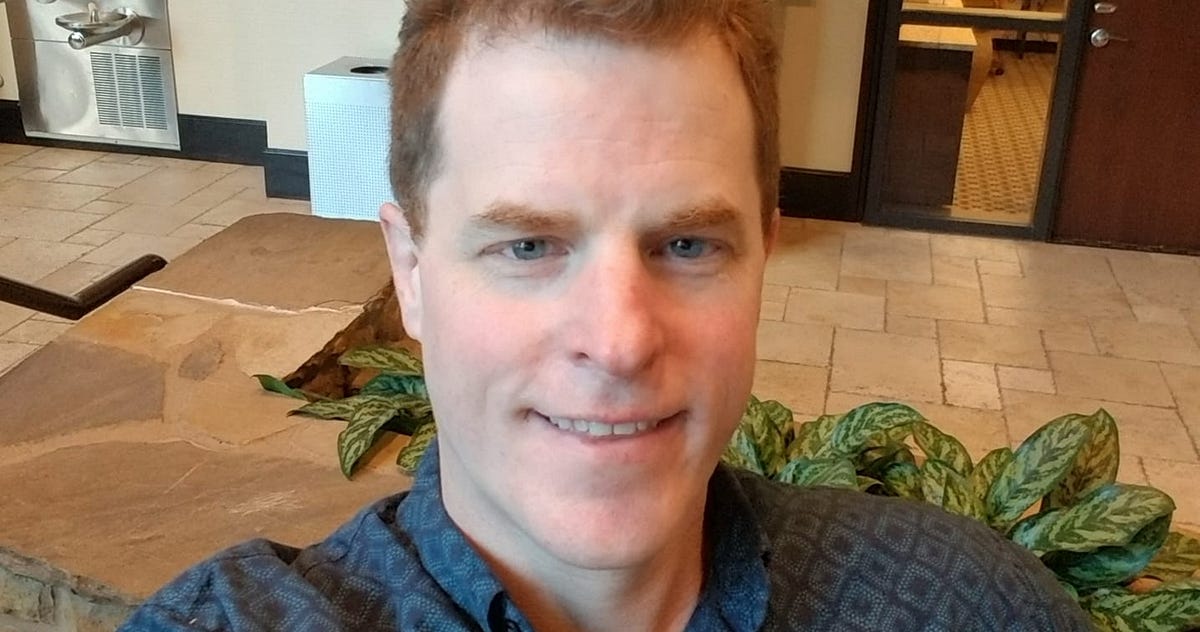 About Me — Scott Hughey. Writers Are Crafted. | About Me Stories