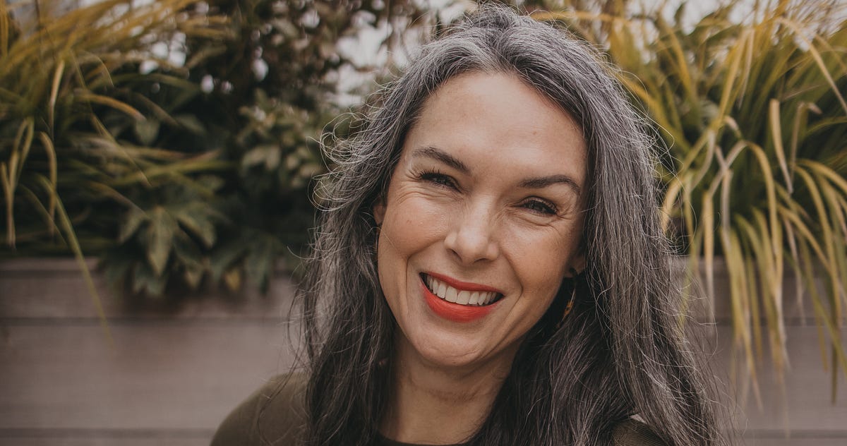 Clean Beauty: Lisa Fennessy Of The New Knew On 5 Things You Need To ...