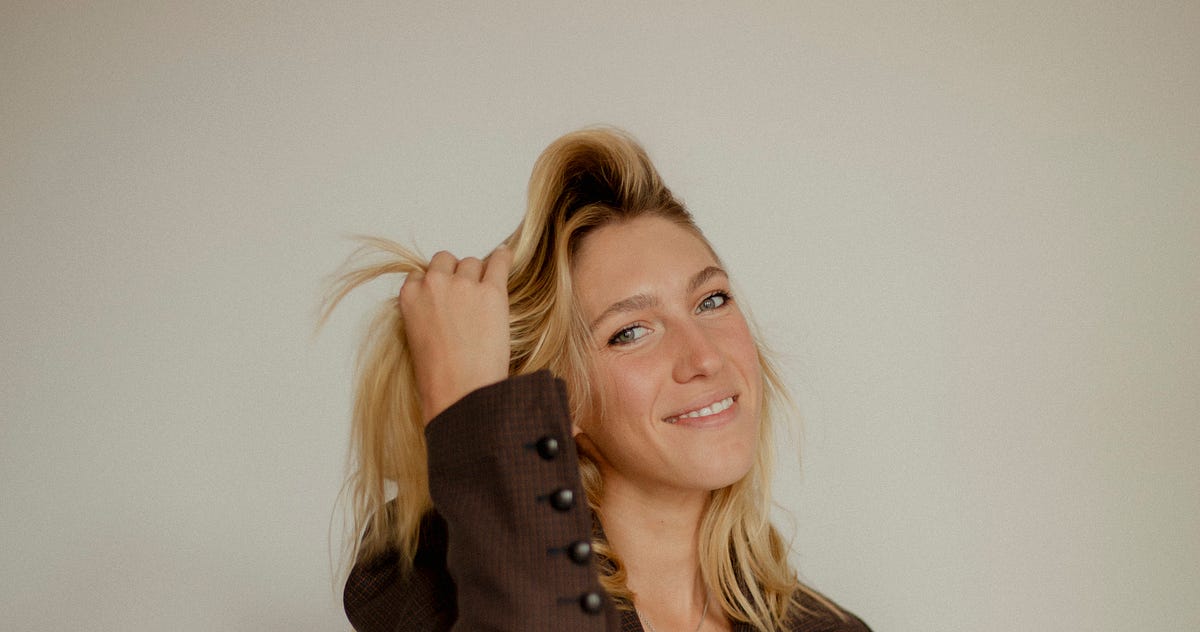 Female Disruptors: Elizabeth Ashford Of Beyond The Beez On The Three ...