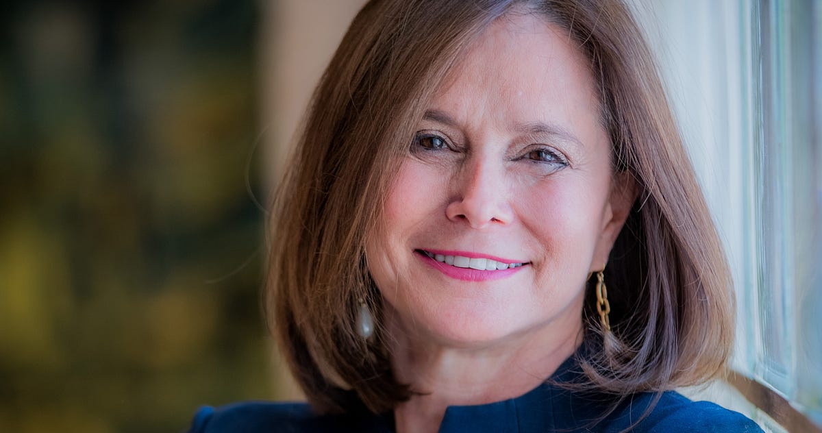 Social Impact Heroes: Why & How Amy Holtz of the Jewish Future Pledge ...