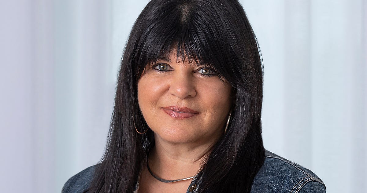 “5 Things You Need To Know To Successfully Manage a Team” With Andrea ...