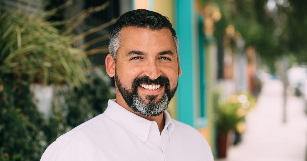 Andrew Meadows of Ubiquity Retirement + Savings: 5 Things You Need To ...