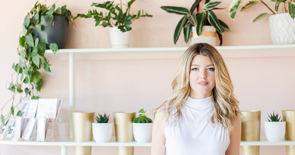 Chelsea Clarke of HerPaperRoute: 5 Things You Need To Know To ...