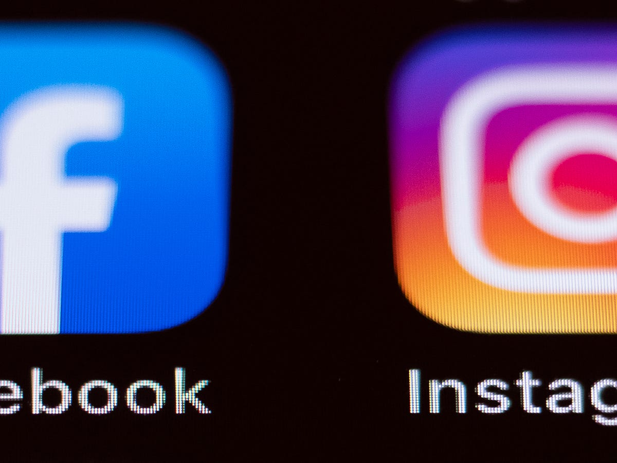 Facebook Twitter Instagram Logo