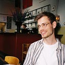 How to create a smooth ‘appear on scroll’ transition with Tailwind CSS ...