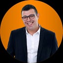 How to use custom hooks within useEffect in React. | by Boris Molotsky | Medium