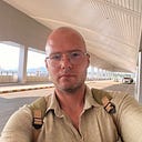 How to Create a Responsive Header That Adapts to Desktop/Mobile Layouts and Scroll Behavior ...