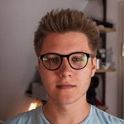 Tom Hiller – Medium