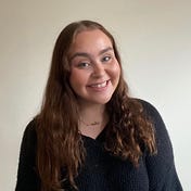 Ariel Rogg – Medium
