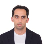 Martin Ayvazyan – Medium