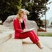 Hayley Finch – Medium