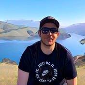 Sam Hammoud – Medium